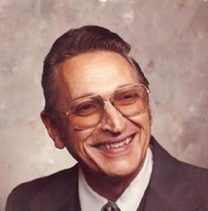 Robert DeHaven Obituary - Roanoke, VA | Oakey's Roanoke Chapel