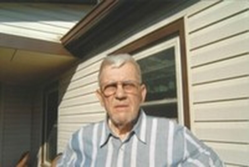 Thomas Epperly Obituary - Roanoke, VA | Oakey's Roanoke Chapel